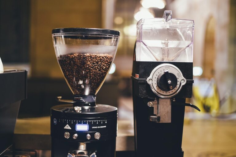 The Evolution of Coffee Culture: From Traditional Cafés to Third Wave ...